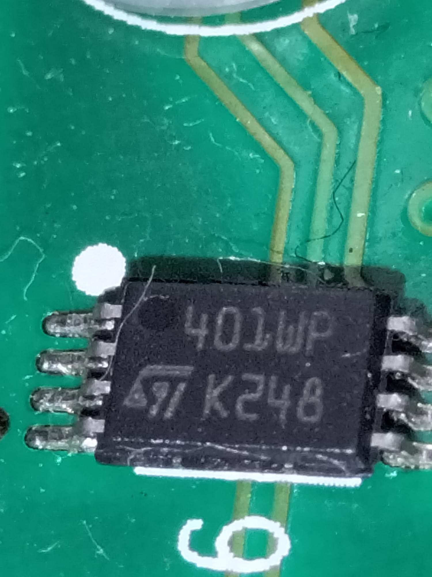 Identify this surface-mount IC - "401WP" - STMicroelectronics Community