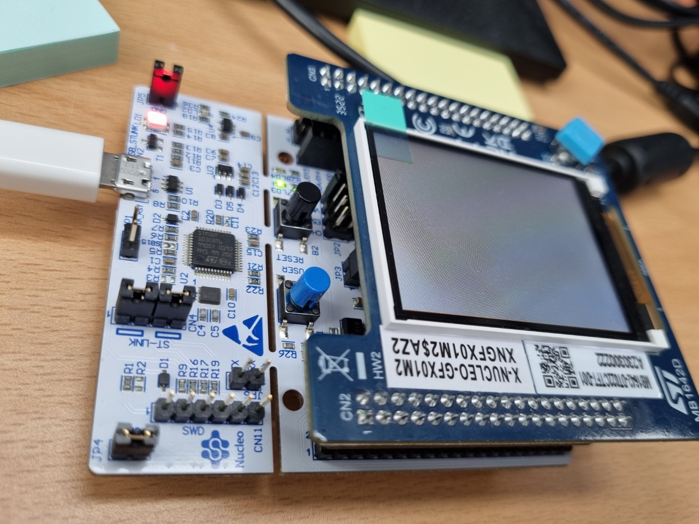 Solved Nucleo Gfx01m2 Initialization Error Stmicroelectronics Community 5099