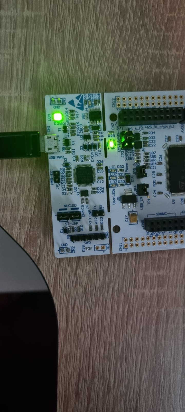 Solved: NUCLEO-F746ZG STM32F746ZG - nowhere to connect ST... - STMicroelectronics Community