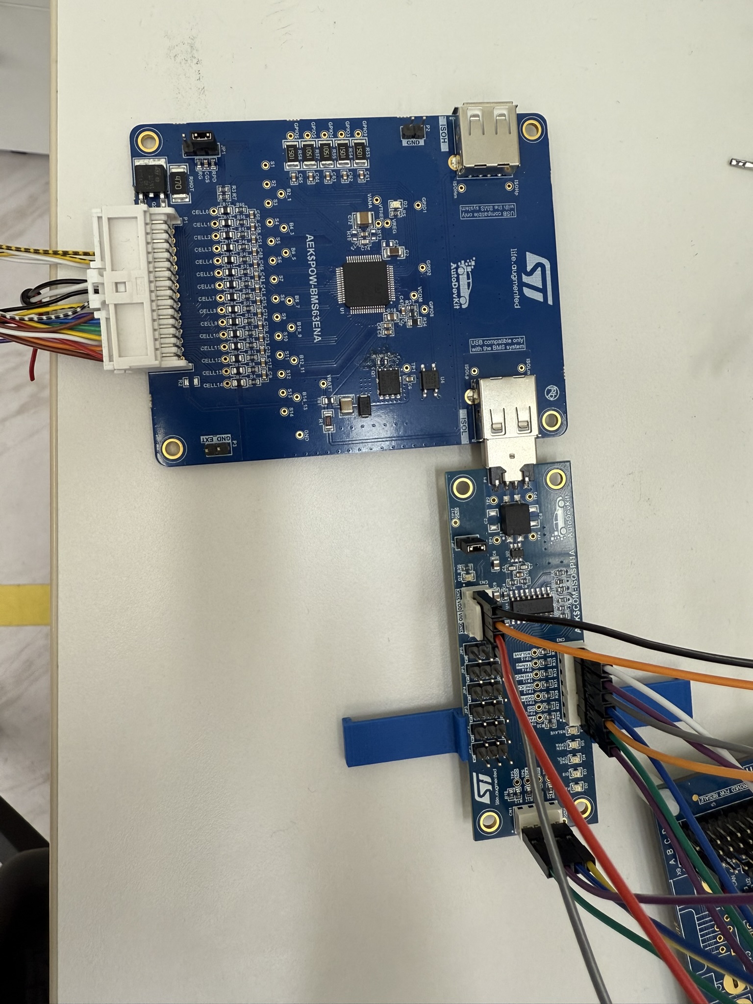 BMS63EN connection problem - STMicroelectronics Community