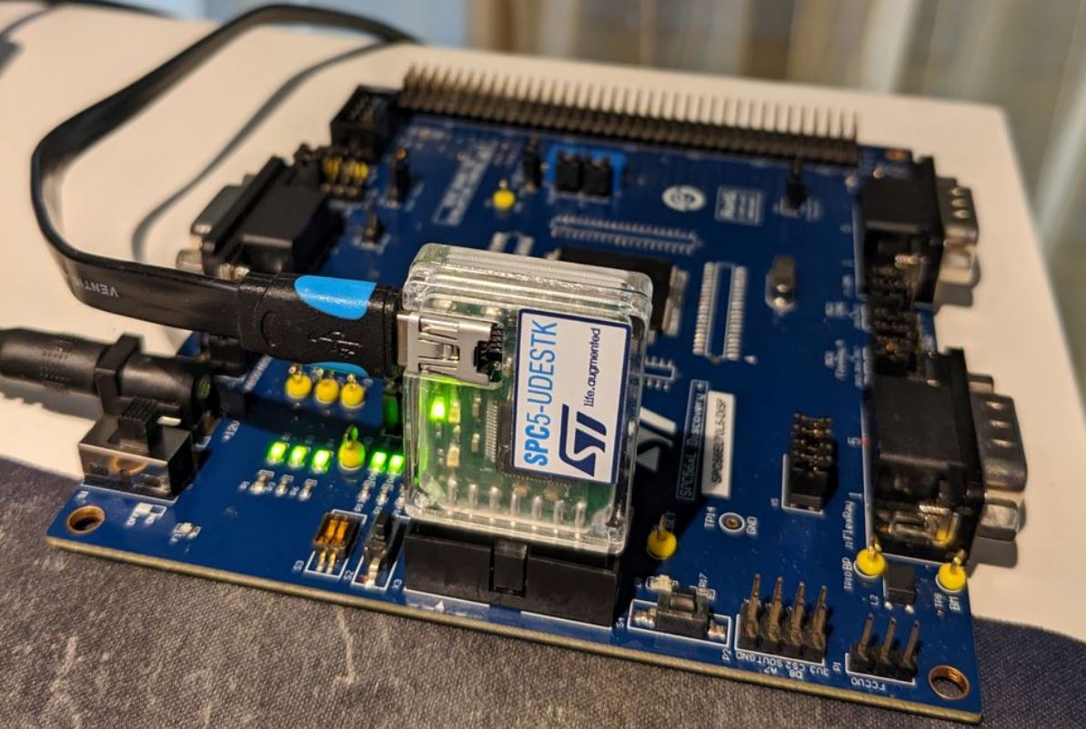 Solved: Issue rised during flasing and debugging - STMicroelectronics Community